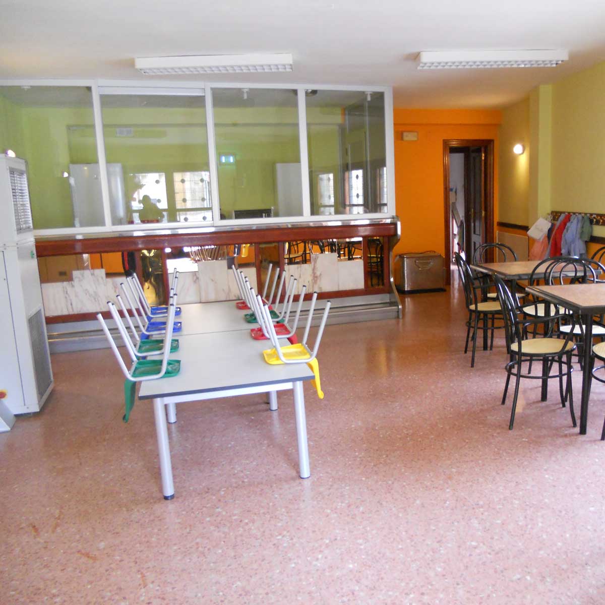 Comedor escolar de Almunia de San Juan